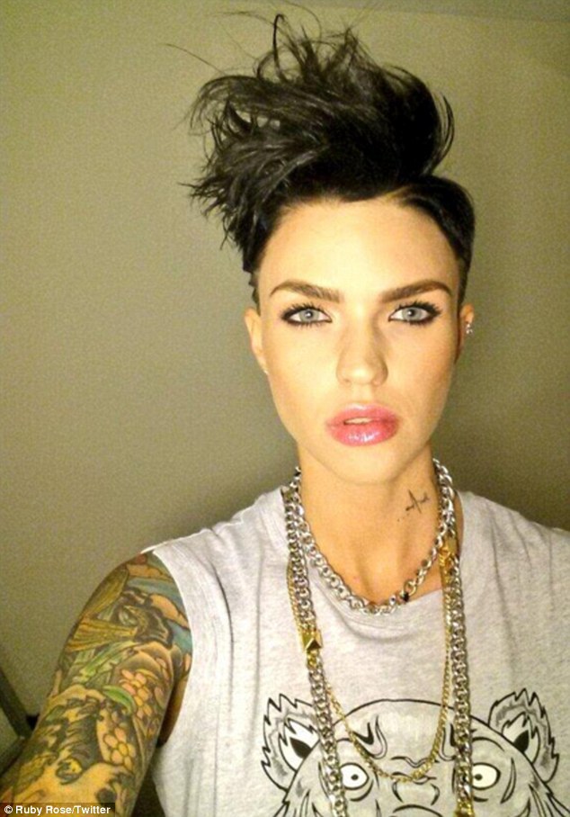 Undercut inspirowane Ruby Rose - Zobacz na punkcie jakiej fryzury ...