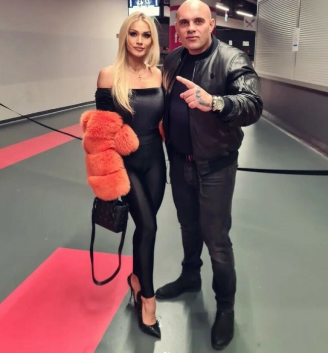 Żona Dominika z Żona Dominika z