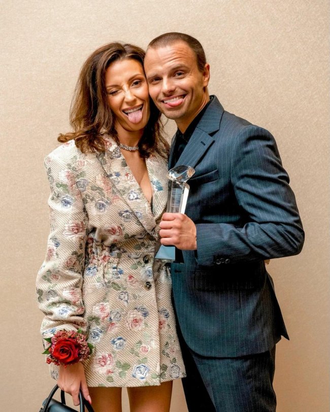 Marcin Hakiel zrobił sobie trzy nowe tatuaże! Jeden z nich wykonał z ...