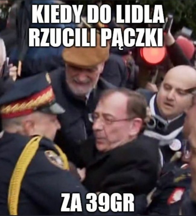 Dymy na Wiejskiej. Niejadki wyrzuceni z pracy przez straż. Sieć ...